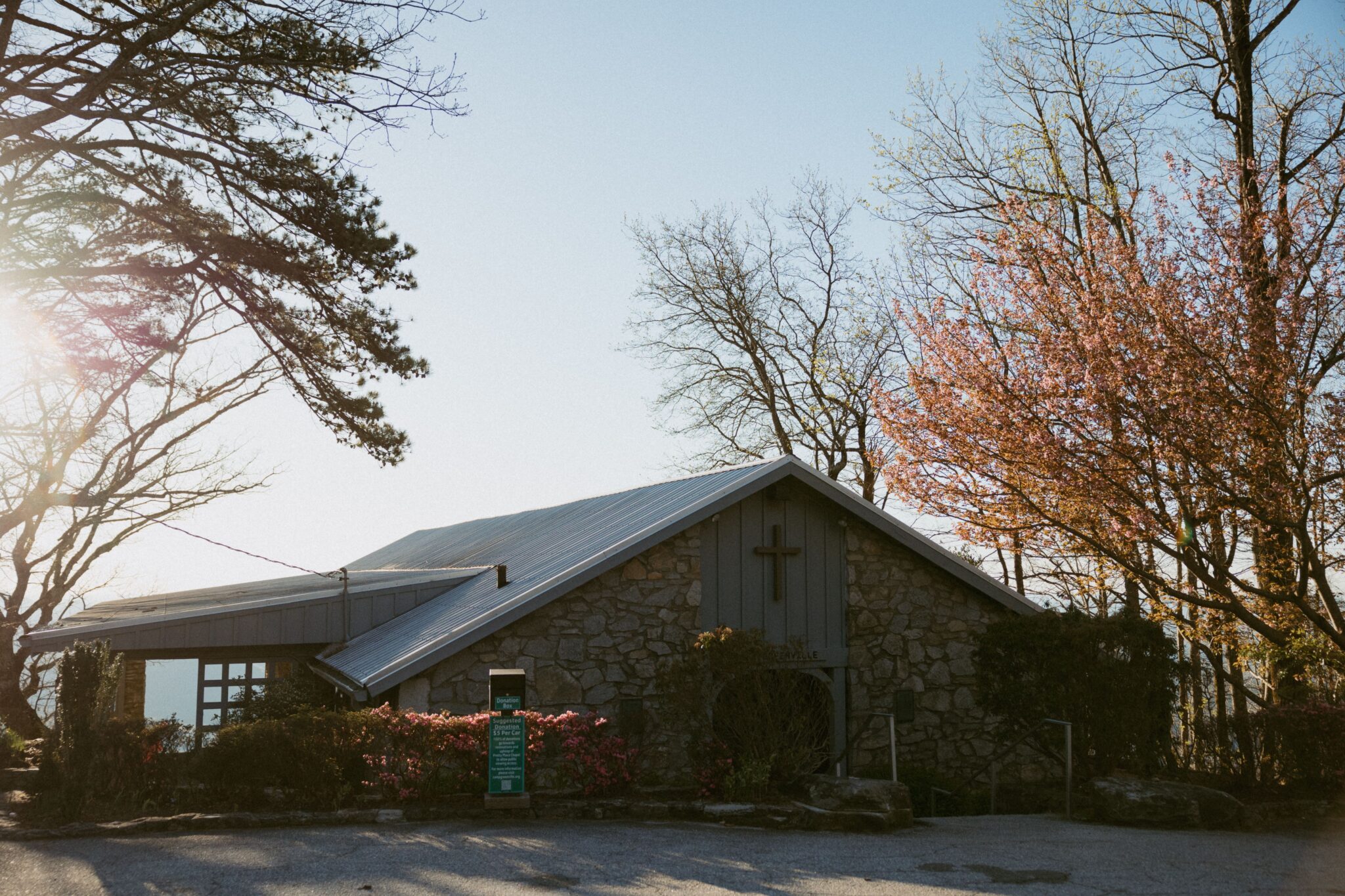 How to Plan Your Dream Wedding at Pretty Place Chapel