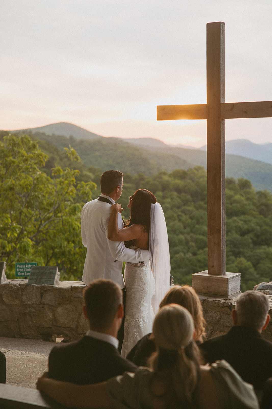 How to Plan Your Dream Wedding at Pretty Place Chapel